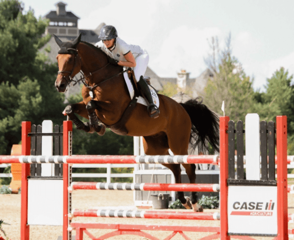 How exactly do you "fold" when jumping a horse? - Horse Rookie