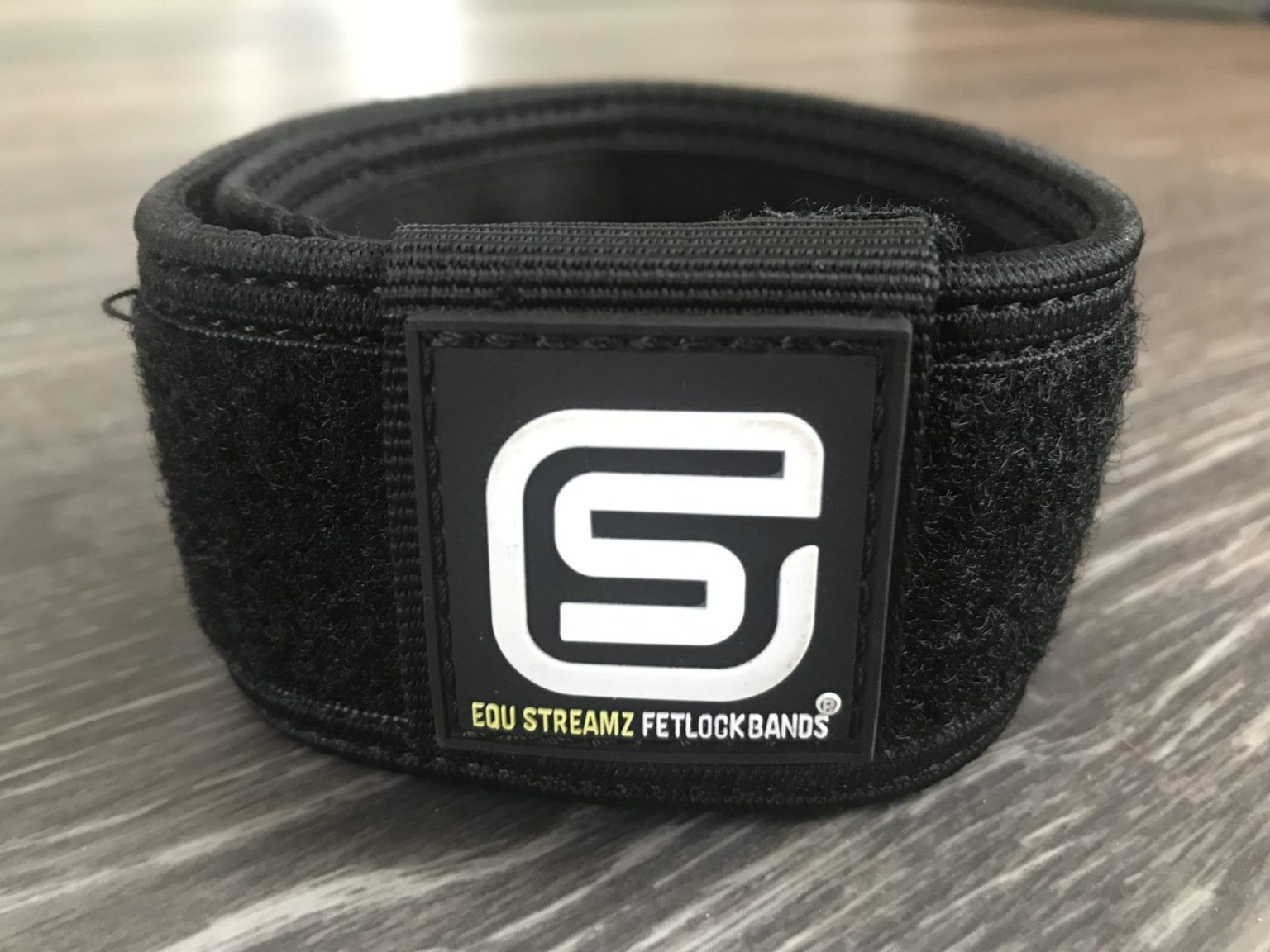 EQU StreamZ Review: Do Magnetic Bands Really Work? - Horse Rookie