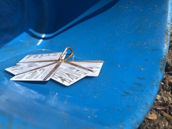 Reference Ready Review: Horse Knot Tying Pocket Guide - Horse Rookie