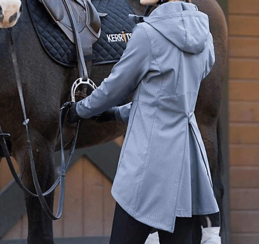 5 Best Winter Horse Riding Jackets (Parka, Heated, etc.) - Horse Rookie