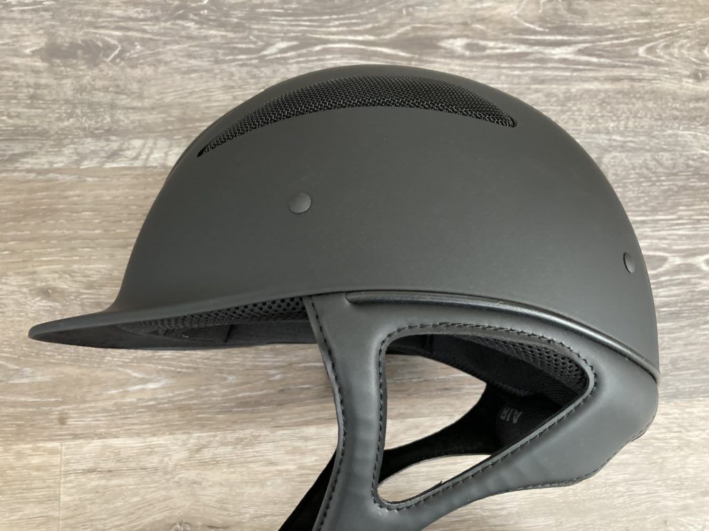 5 Reasons to Switch (One K Defender Air Helmet Review) - Horse Rookie