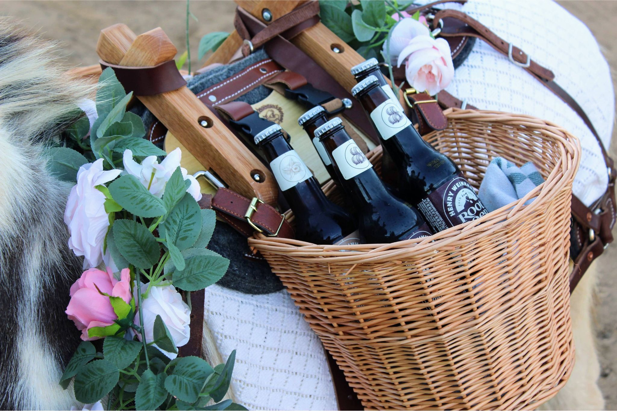 8 Stellar Beverage Burro Companies (Weddings & More) - Horse Rookie