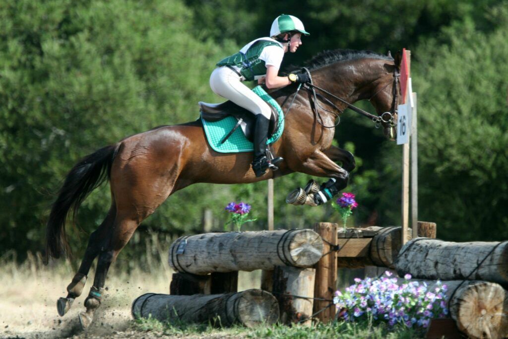 4 Best Eventing Watches for Cross-Country Countdowns - Horse Rookie