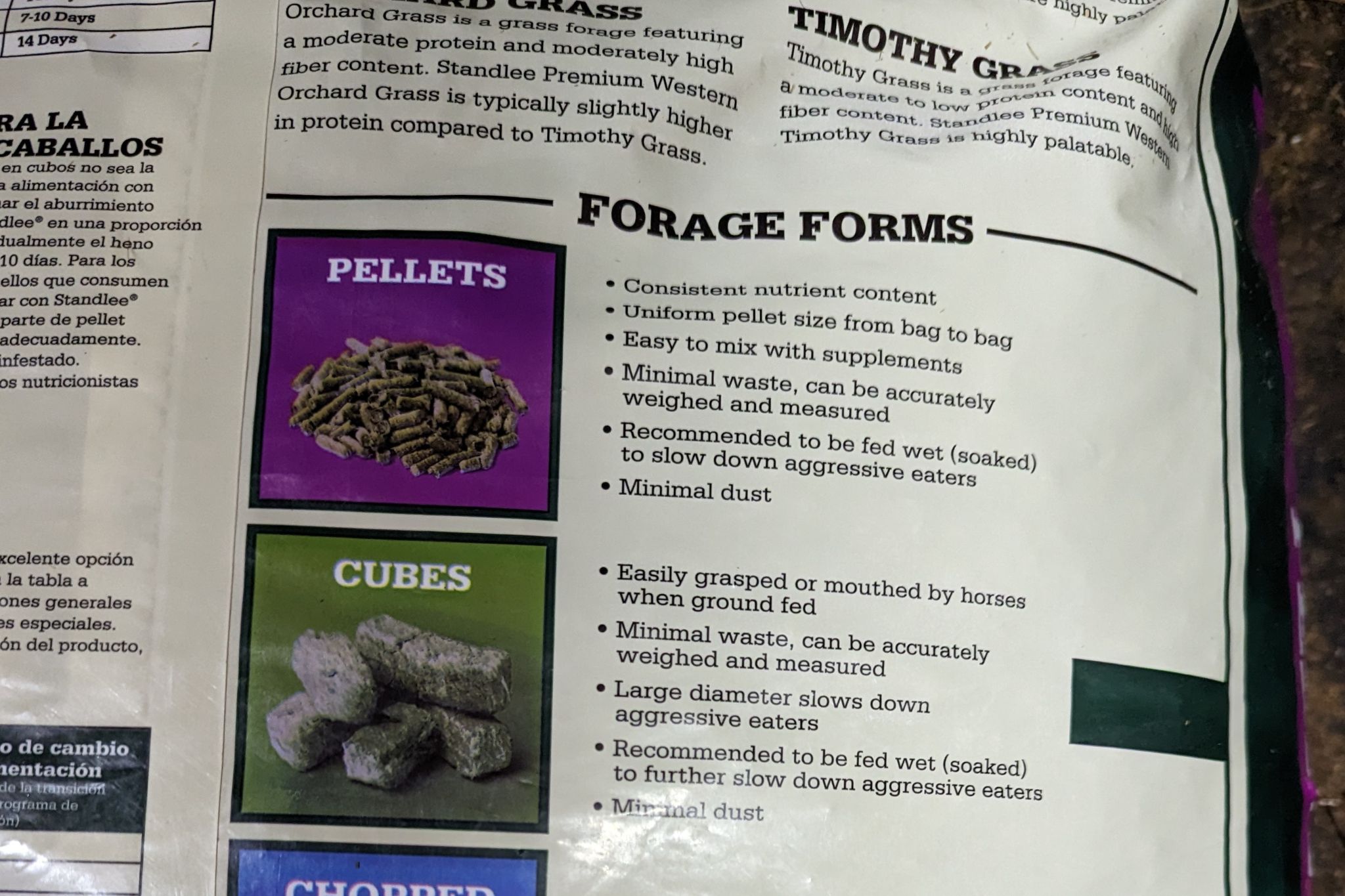 Alfalfa Cubes vs. Pellets: What's Best for Your Horse? - Horse Rookie