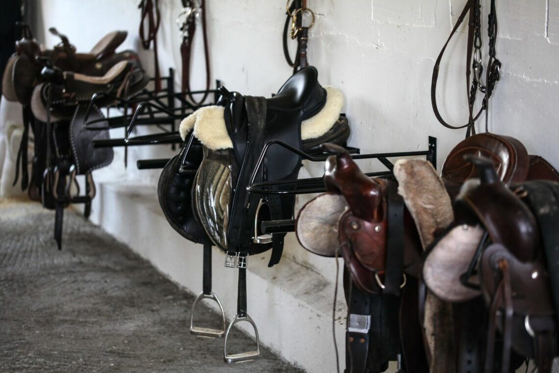 5 Best Saddle Racks for Keeping Tack in Tip-Top Shape - Horse Rookie