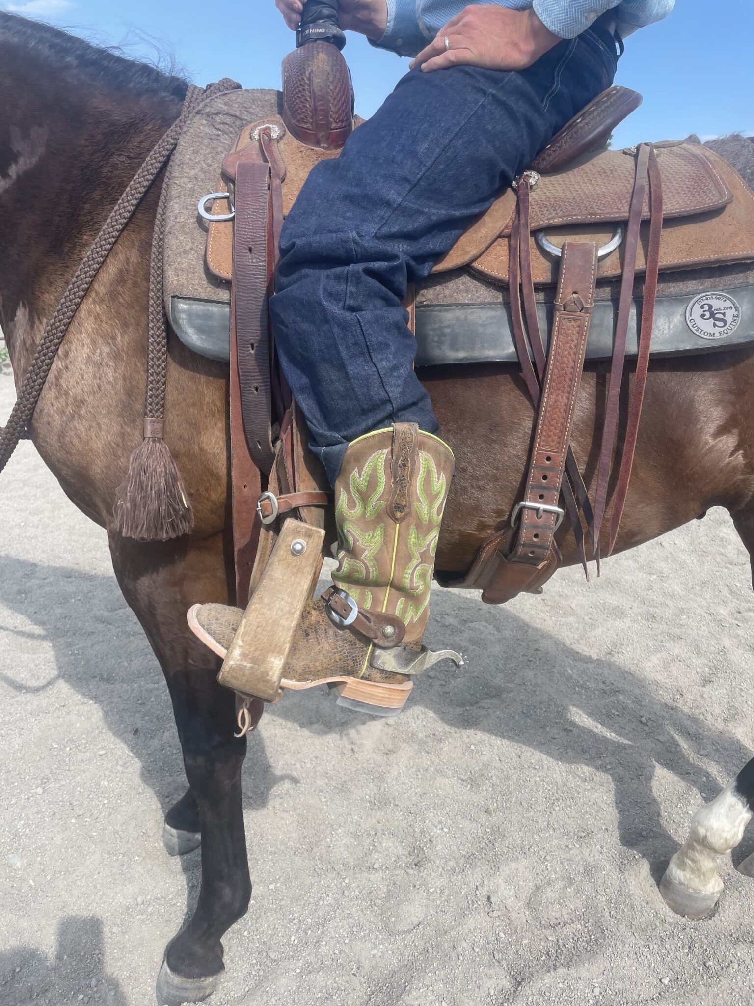 Heirloom-Quality Capitan Boots (Cheyenne Boot Review) - Horse Rookie